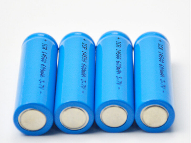 Exploring Dual Purpose Marine Batteries and the 14500 vs AA Battery ...