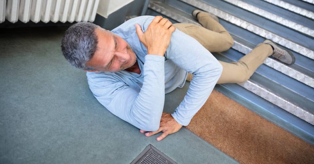 10 Crucial Steps to Take After a Slip and Fall Accident | TechAnnouncer