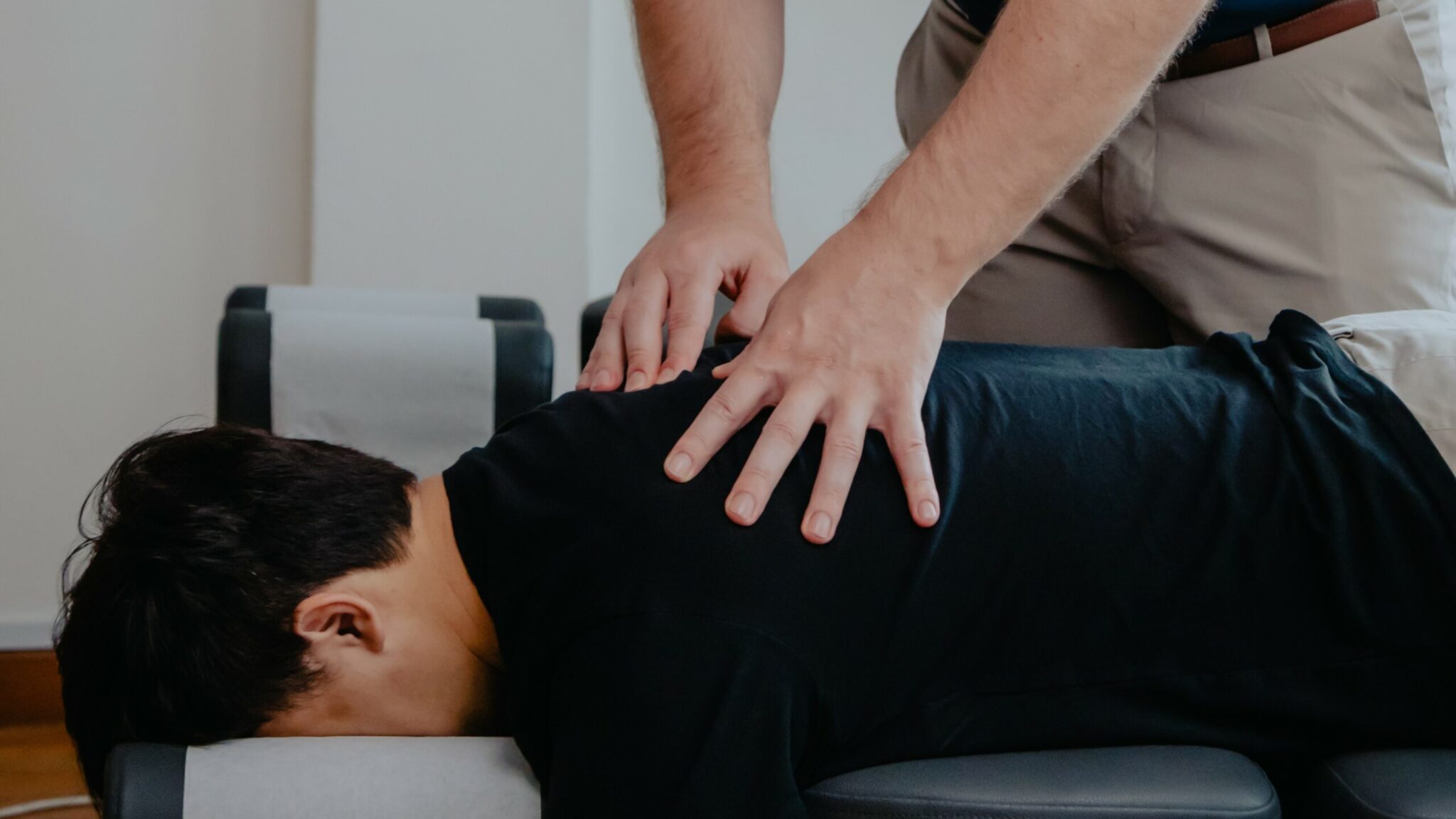 Chiropractic Adjustments for Better Posture and Spinal Alignment ...