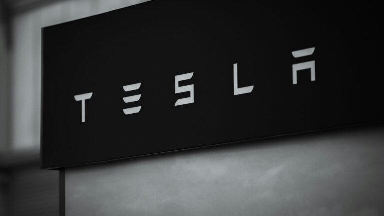 Unpacking the Tesla Life Span: What Owners Need to Know | TechAnnouncer