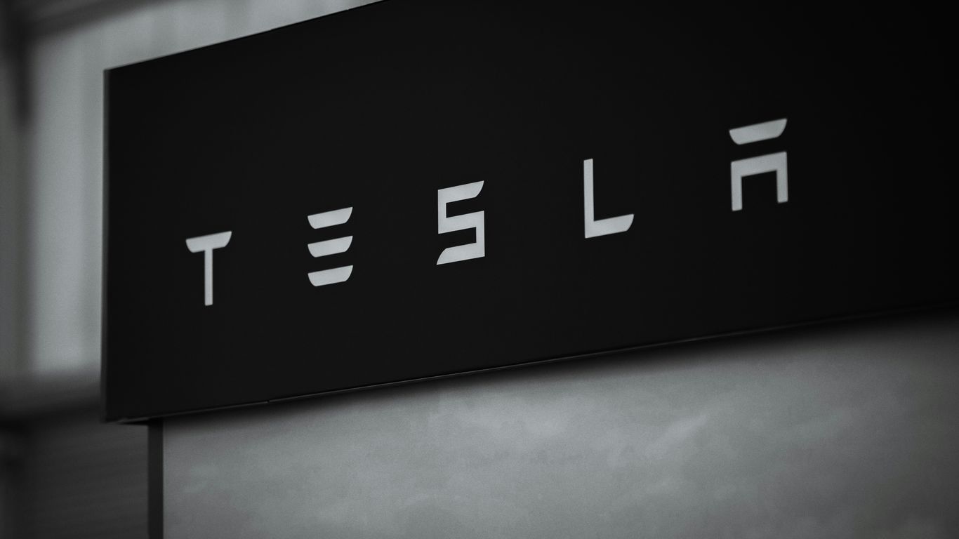 Unpacking the Tesla Life Span: What Owners Need to Know | TechAnnouncer