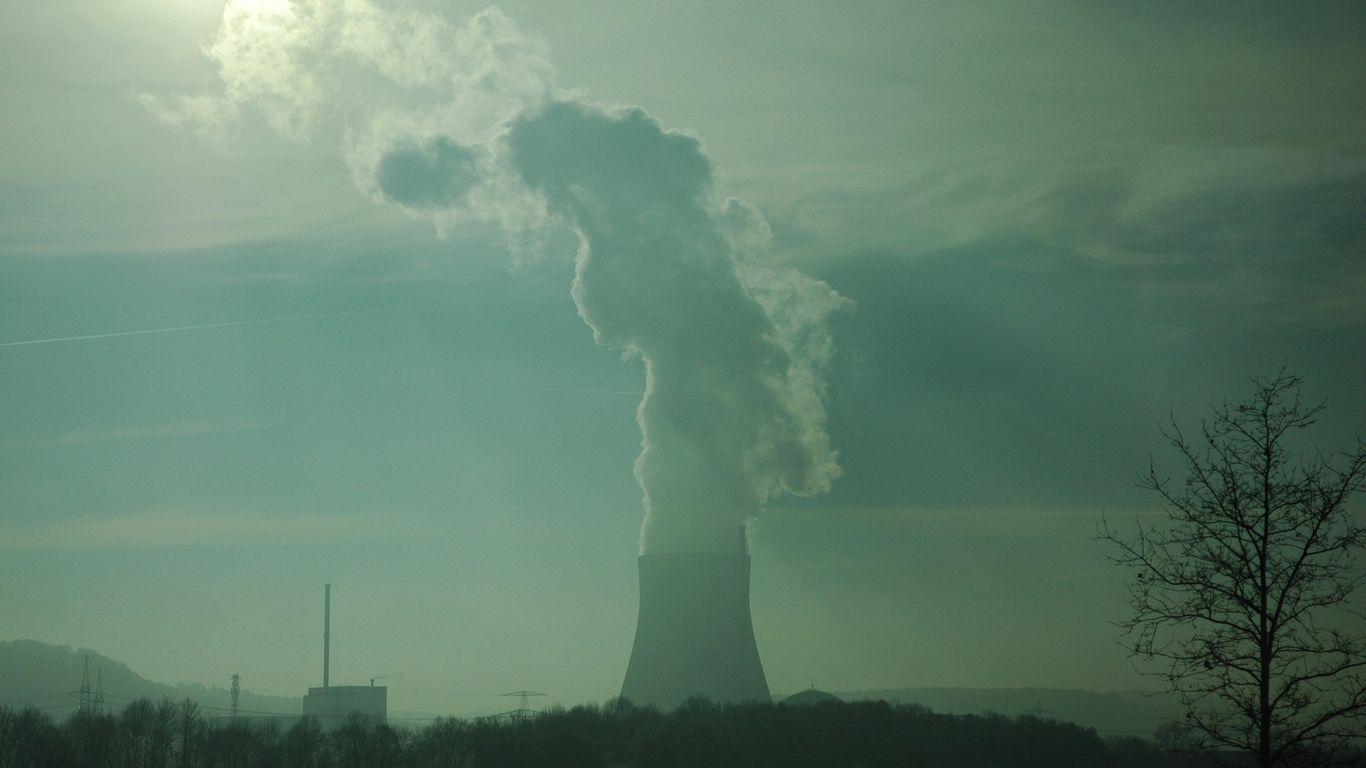 Form Energy's Revolutionary Iron-Air Batteries: A New Era in Energy ...