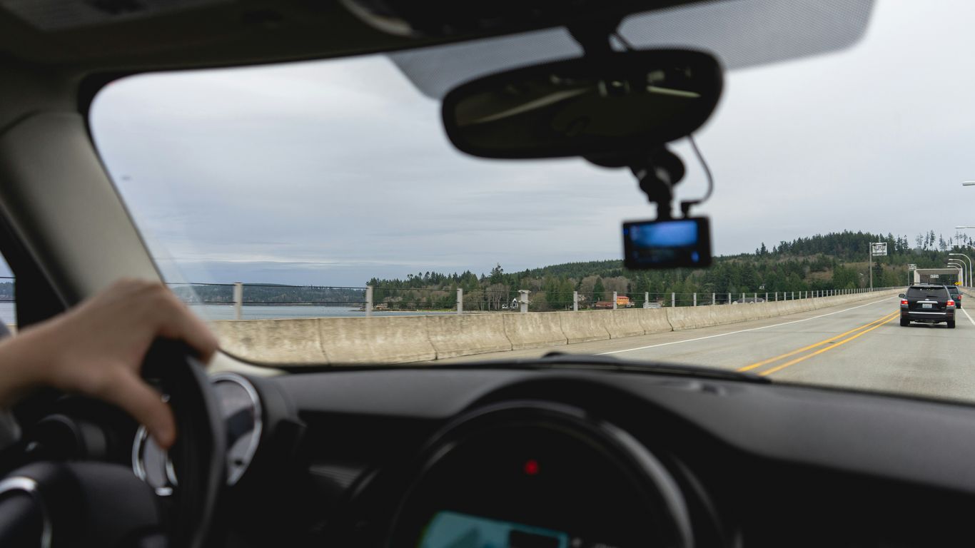 Navigating Tesla Support: A Comprehensive Guide | TechAnnouncer