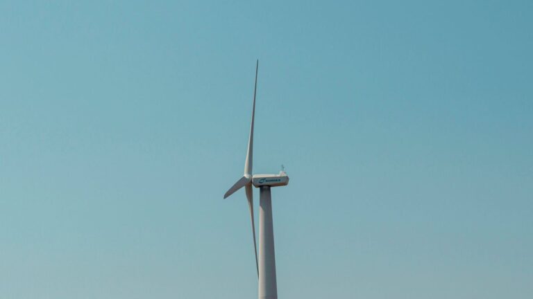 Understanding the Impact of Windmill Wing Length on Turbine Efficiency ...